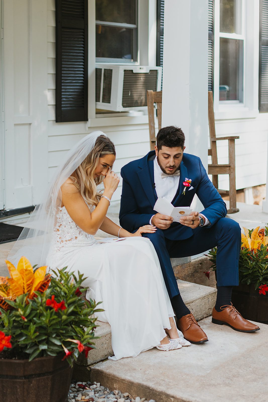 Everything You Need to Know About Your First Look at Your Wedding ...