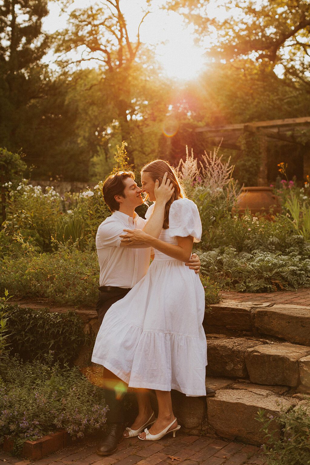 Romantic Cross Estate Gardens Engagement Photos | Vivian & Michael ...